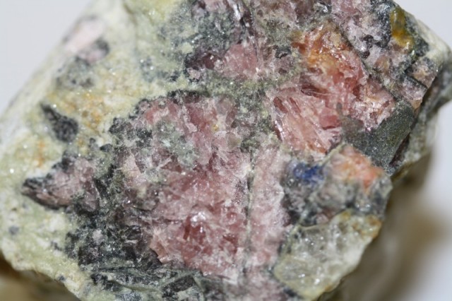 vayrynenite - Patrick Voillot